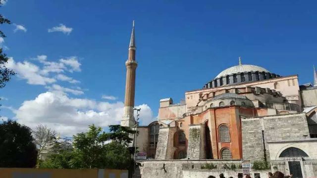 伊斯坦布尔圣索菲亚大教堂攻略,伊斯坦布尔圣索菲亚大教堂门票/游玩攻略/地址/图片/门票价格【携程攻略】